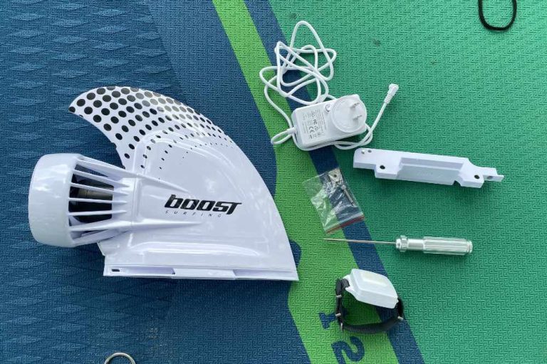 Boost Surfing Motorized Fin – Test and Review – Great Lakes Bike Ski Boat